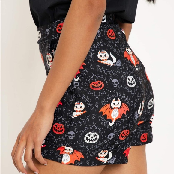 Blackmilk | Shorts | Nwt Blackmilk Feline Spooky Cuffed Shorts | Poshmark